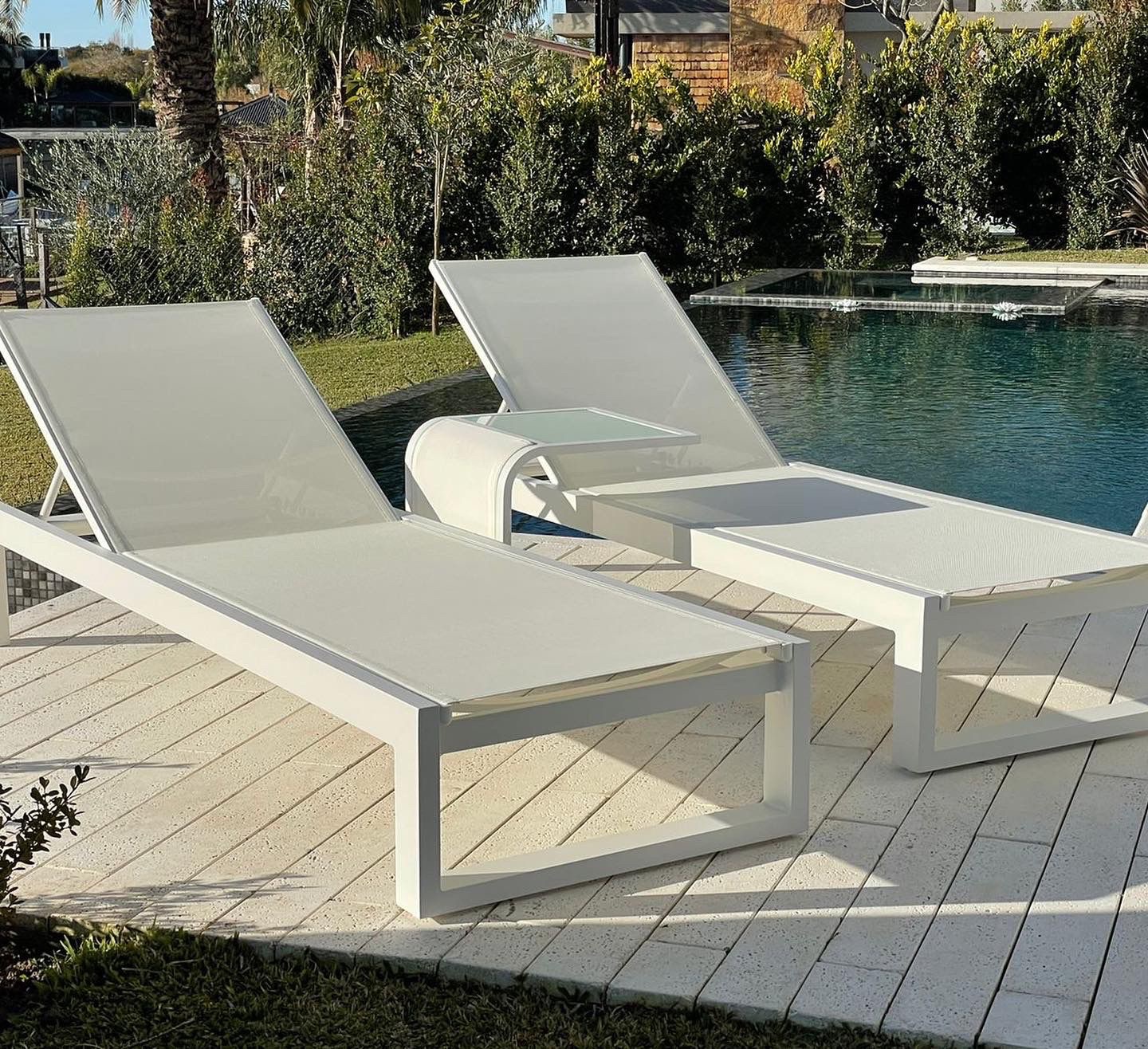 Reposeras aluminio. En stock – Rancho Deco